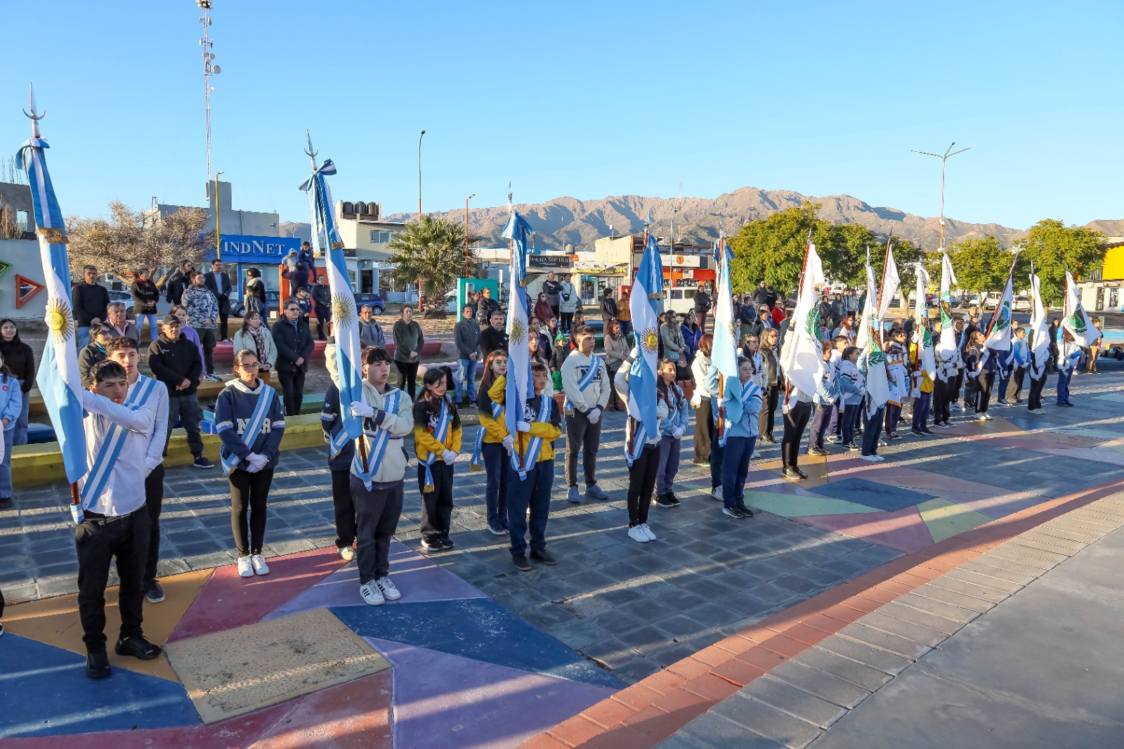 DÍA DE LA BANDERA EN LA PUNTA: UN HOMENAJE CON DANZA Y TRADICIÓN ...